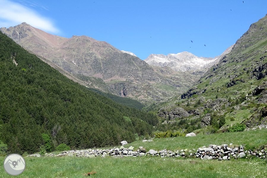 Ruta guiada: Travesía Vall Fosca - Parc Nacional (2 días) | RUTAS PIRINEOS