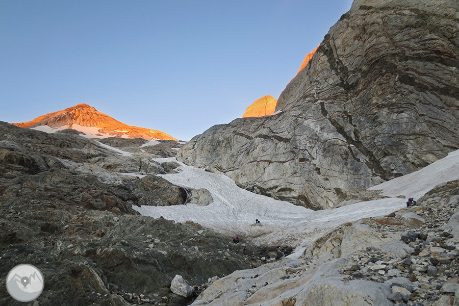 Ruta guiada: Travesía Tour del Vignemale (4 etapas) | RUTAS PIRINEOS